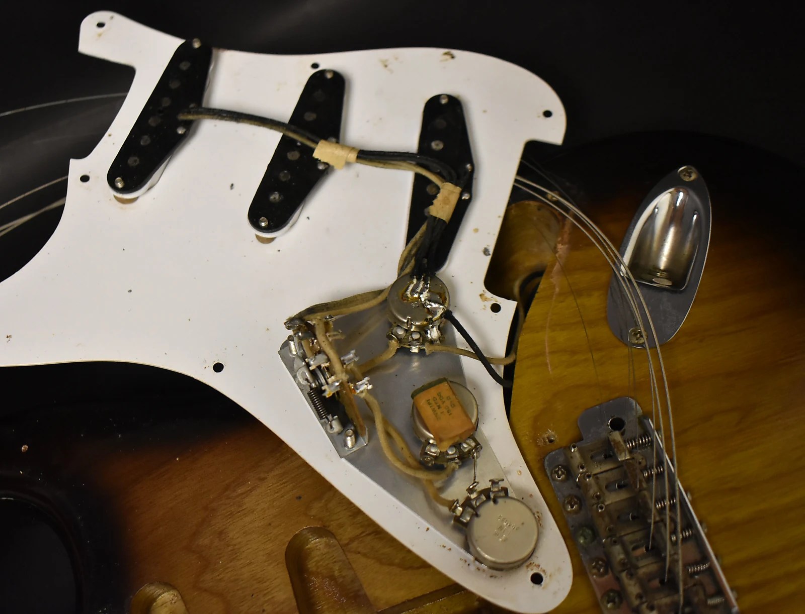 Fender Pickups: Evolution Through Eras – IVG Blog