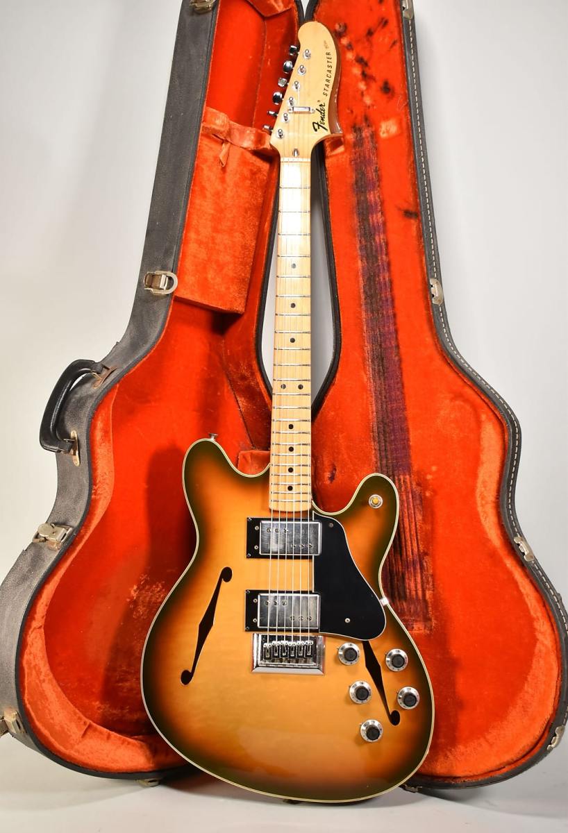 A Star Is Born: The Fender Starcaster – IVG Blog